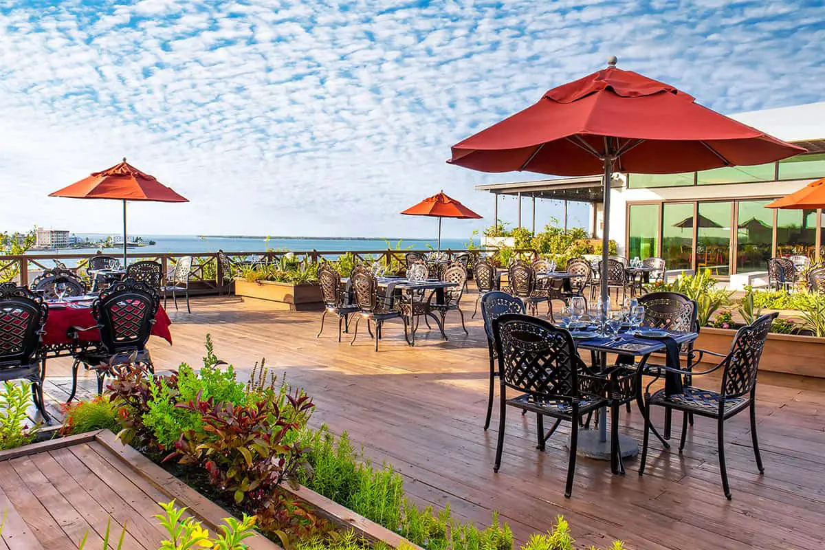 What Is Belize Known For: Bucket List Alert! - Belize at Your Fingertips!